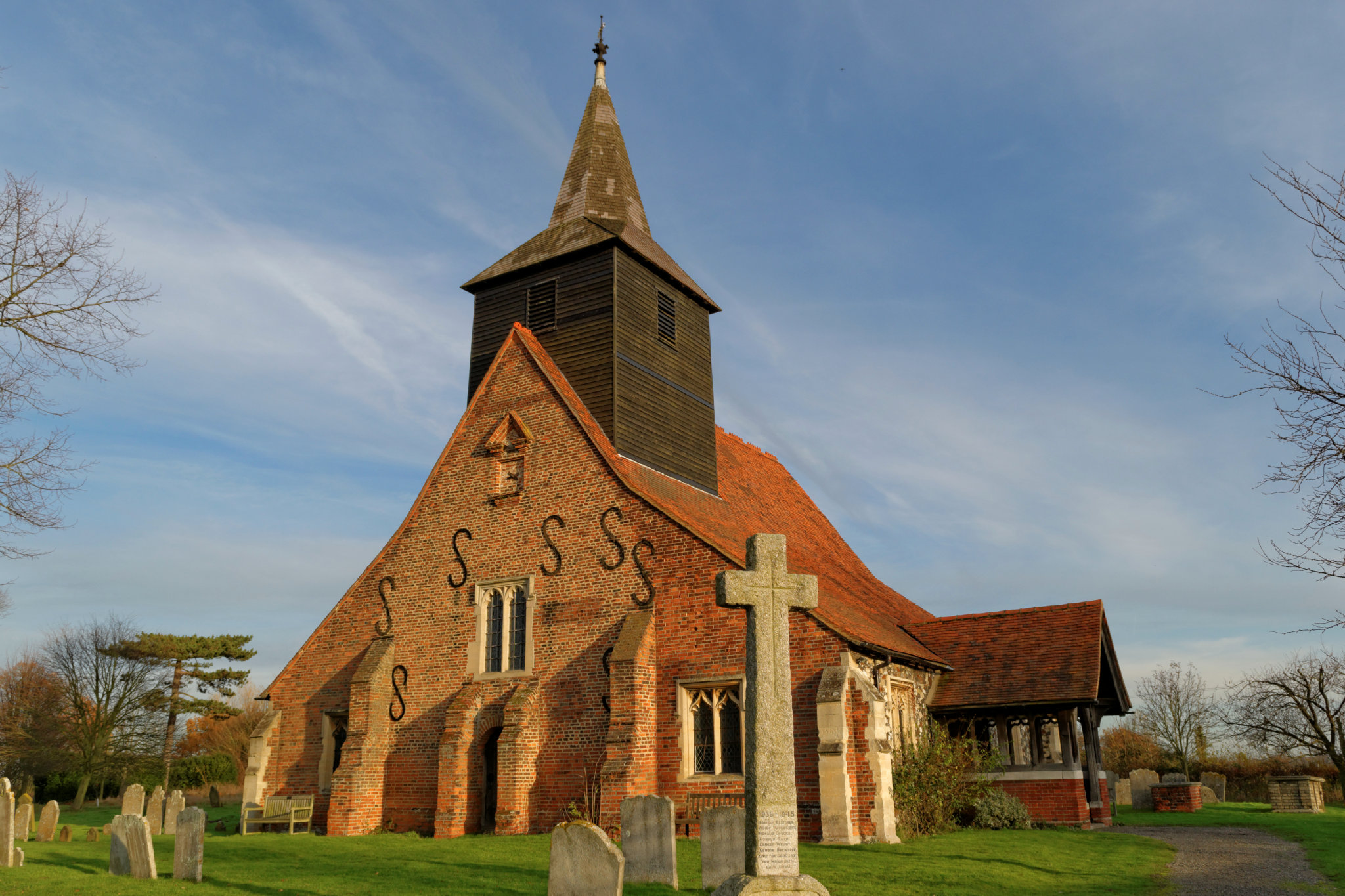 Essex Churches M-R